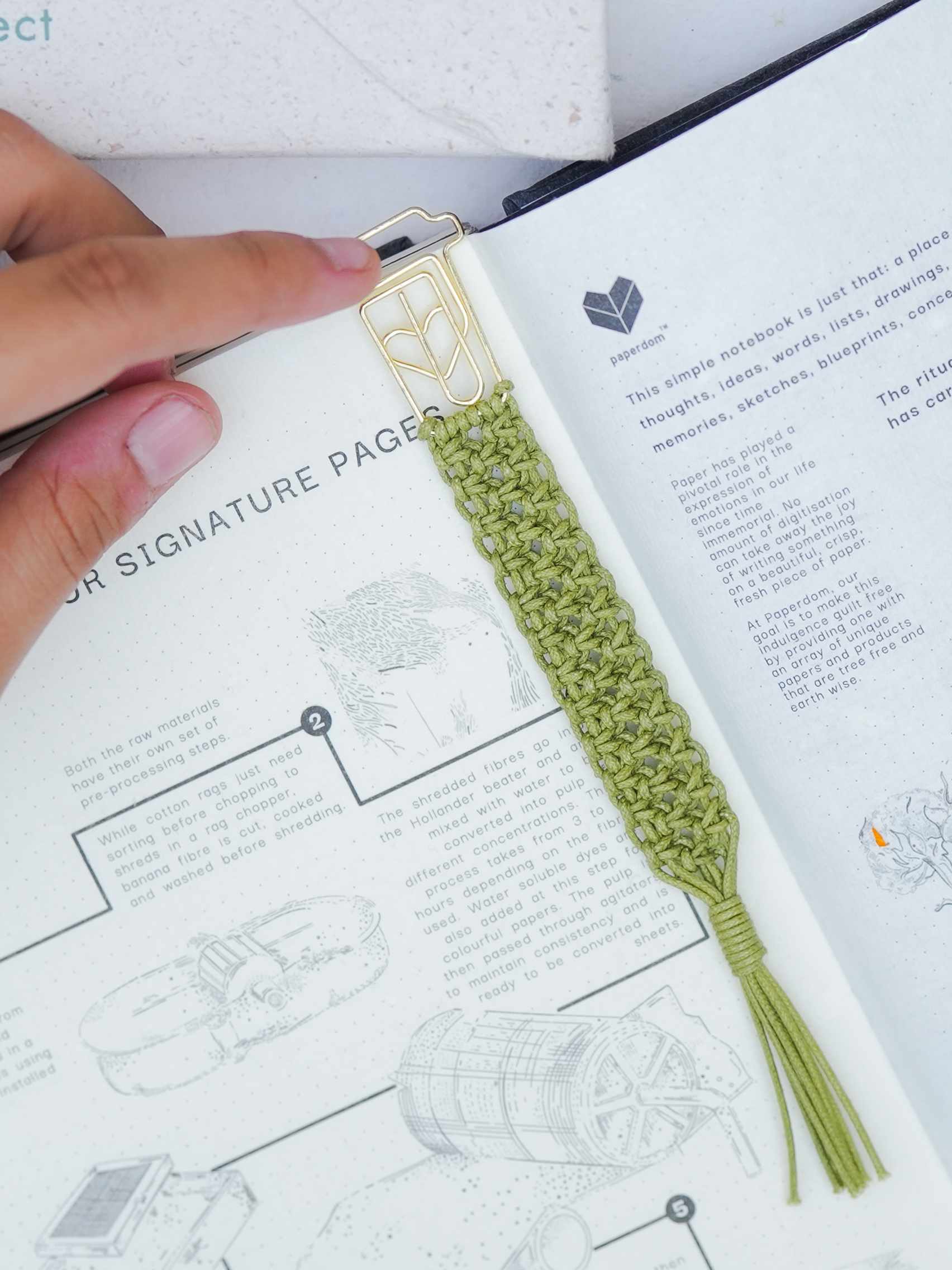 Macramé Bookmark – Paperdom